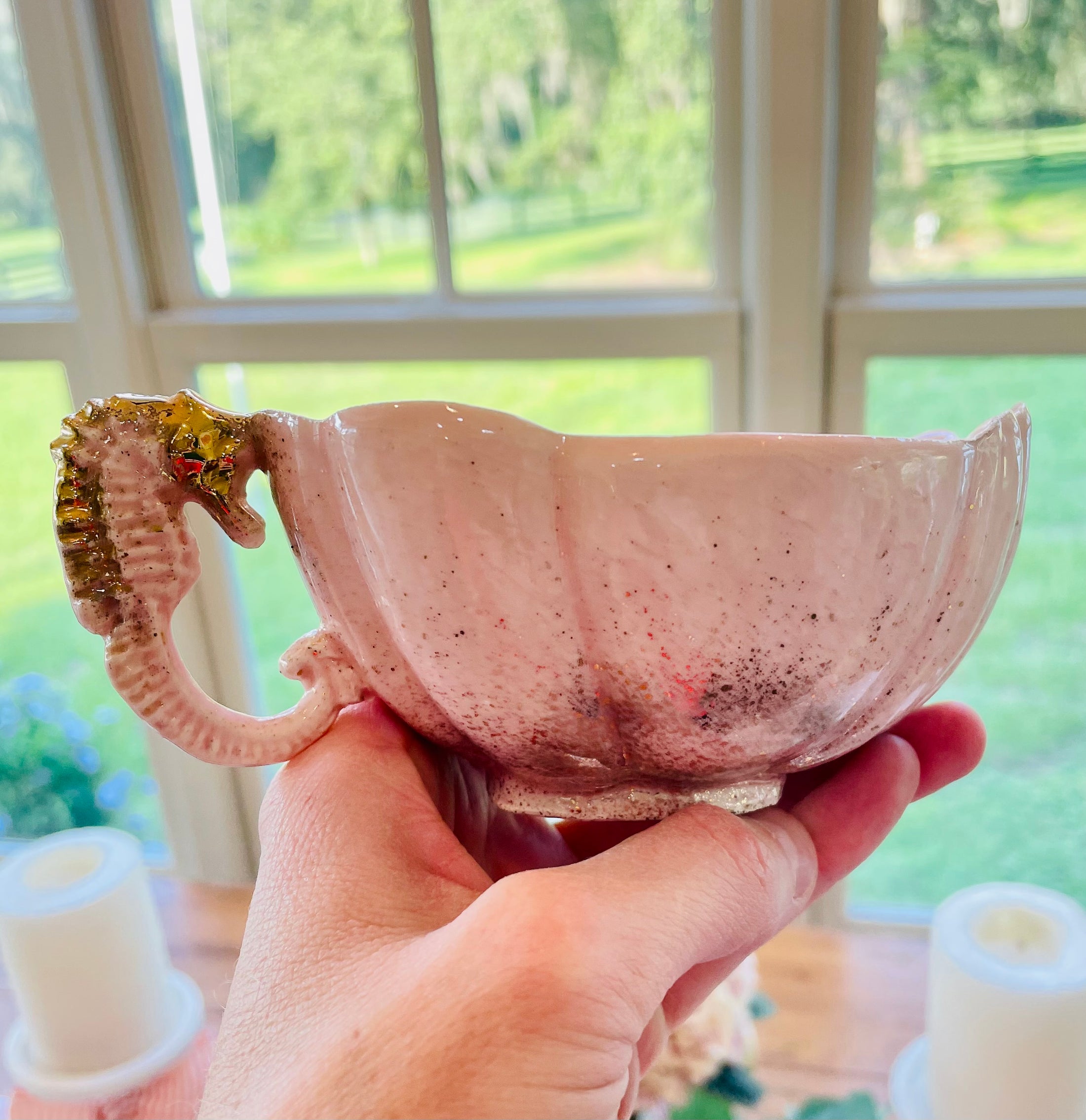 Vintage 1950s Shell Sea Ware Pink and Gold Glitter Sea Shell Shaped Di ...