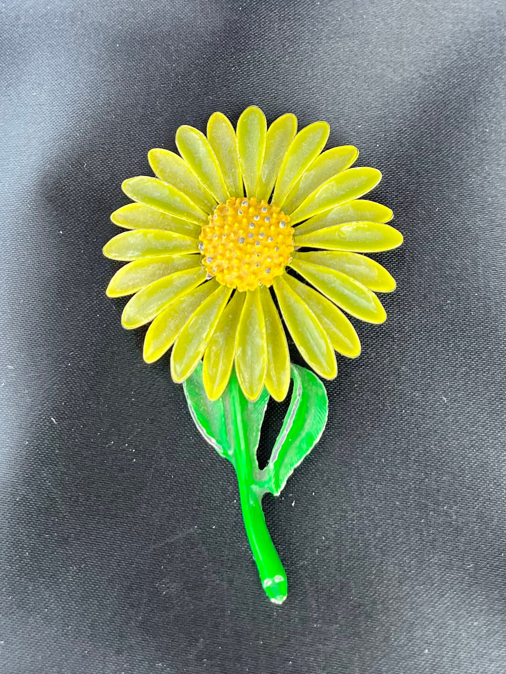 Vintage 1960s Retro Yellow Sunflower Metal Brooch Pin – The Broken Bird ...
