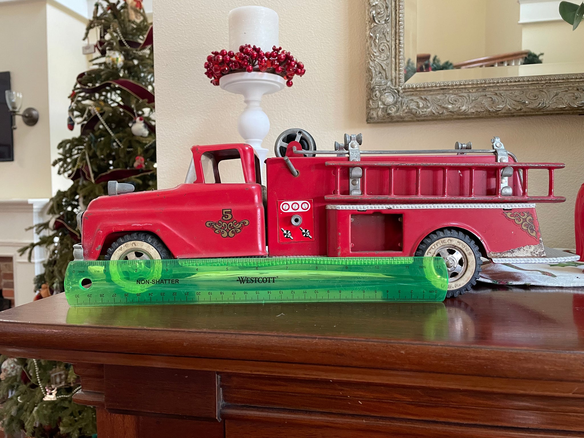 Antique 1957 Tonka Toy Suburban Pumper Fire Engine No. 5 – The Broken ...
